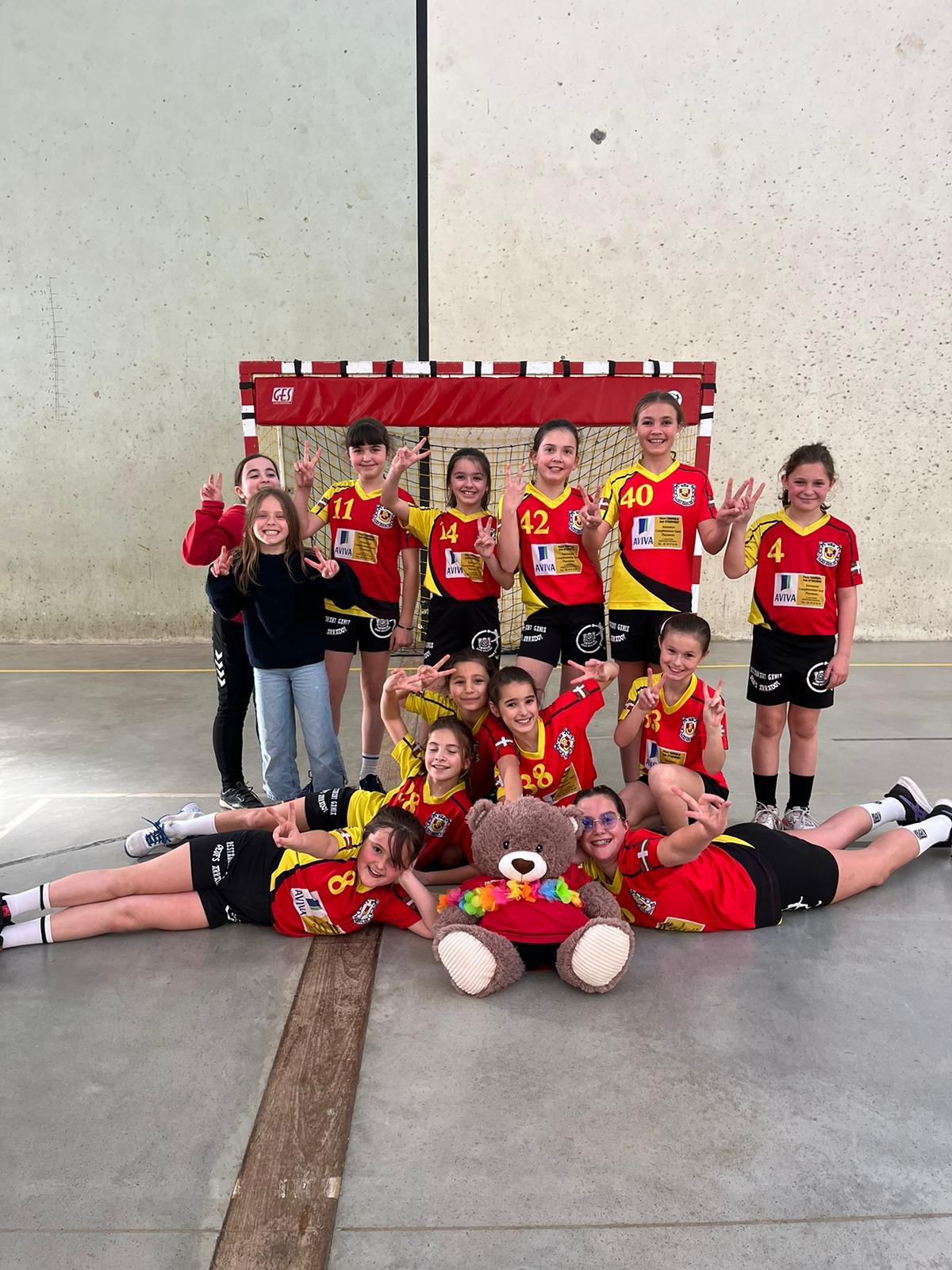 NOS DEMI-FINALISTES : L’ÉQUIPE NOIRE DES M11 - US NAFARROA HANDBALL